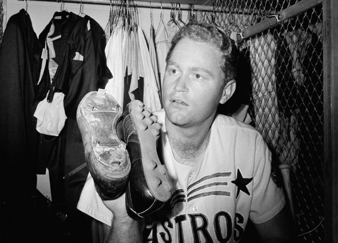 Photo of the day: A ‘two shoe man’ | News, Sports, Jobs - The Express